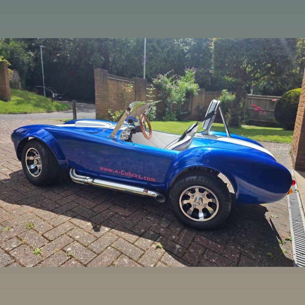 Ecobras London Limited - First and only road legal scale cobras